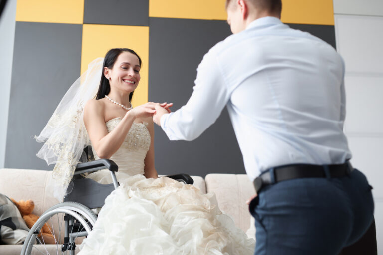 Will I Lose My Disability if I Get Married? - See the risks